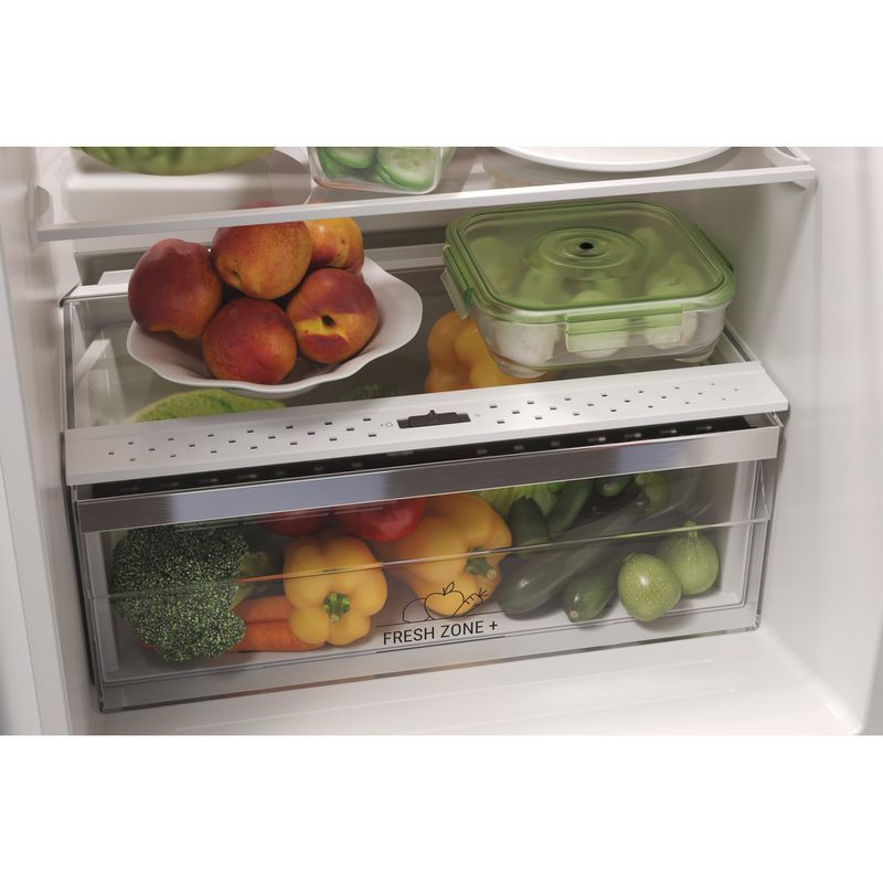 Integrated fridge freezer Hotpoint HBC18 5050 F1 - Hotpoint